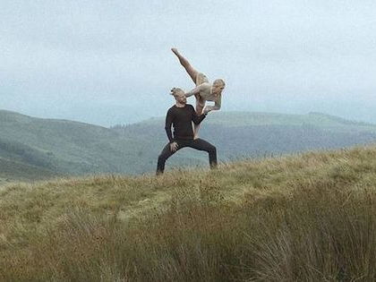 GCSE Dance Anthology Within Her Eyes Unit of Work Power point including ...